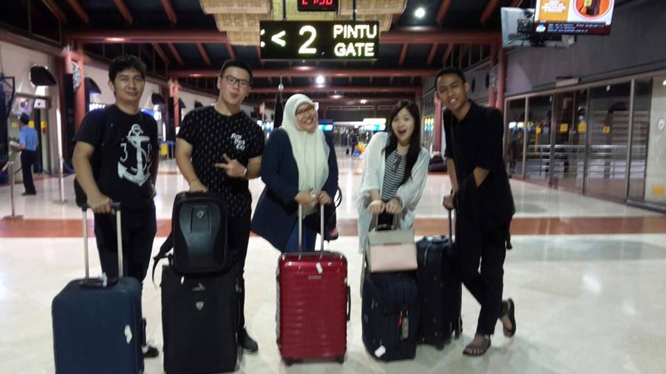 Golden Team SBM ITB Ikuti HSBC International Business Case Competition ...